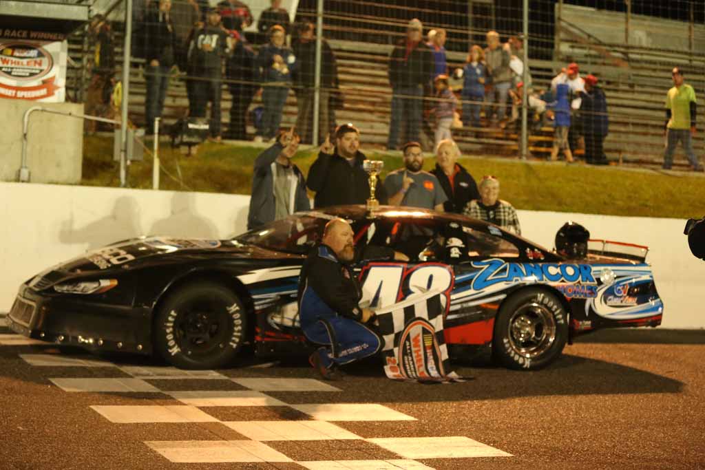Dwayne Baker Scores Late Model Feature Victory at Sunset – Short Track ...